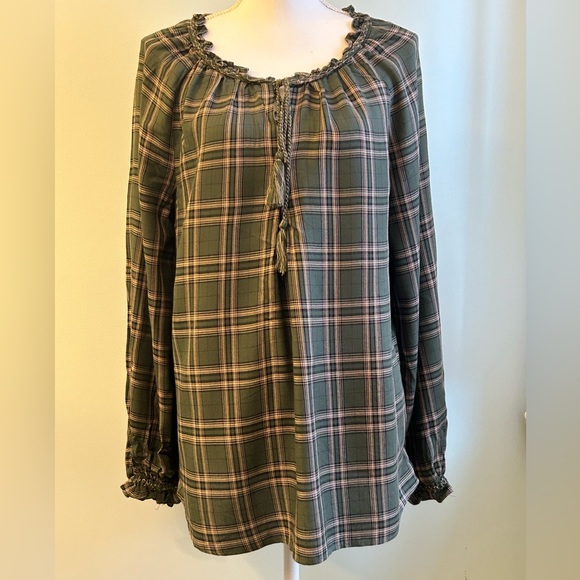 Max Studio | Tops | Nwt Max Studio Green Plaid Peasant Blouse | Poshmark